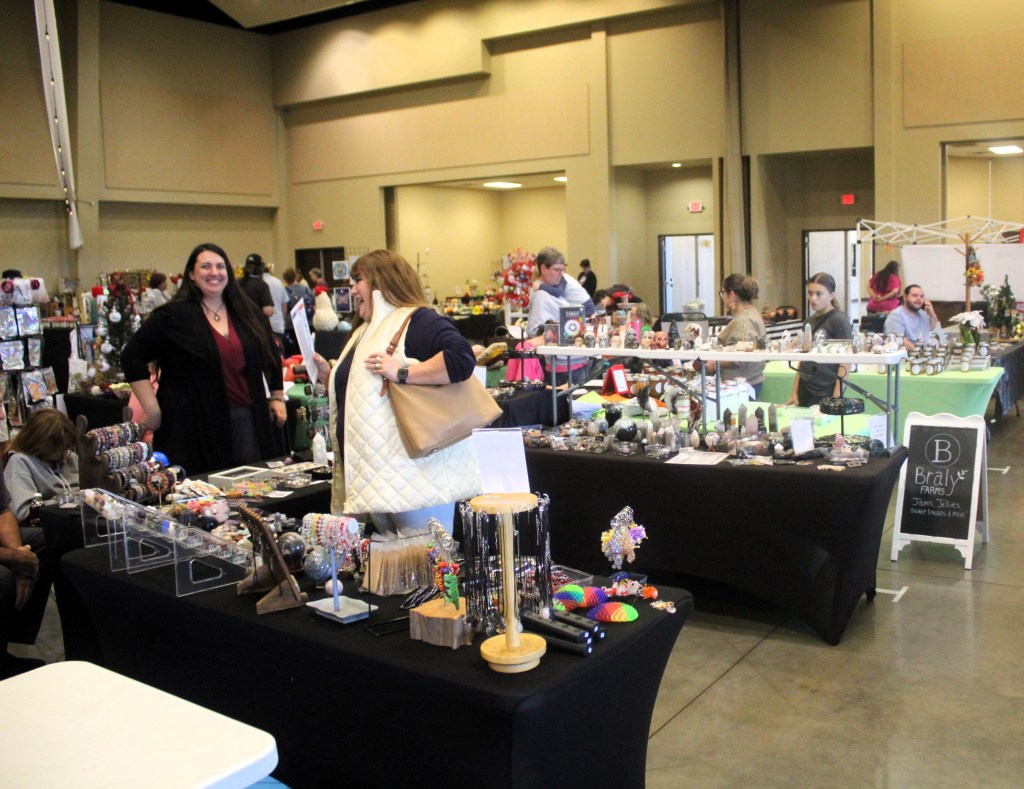 IOOF HOLIDAY MARKET THRIVES - The NavCo Chronicle