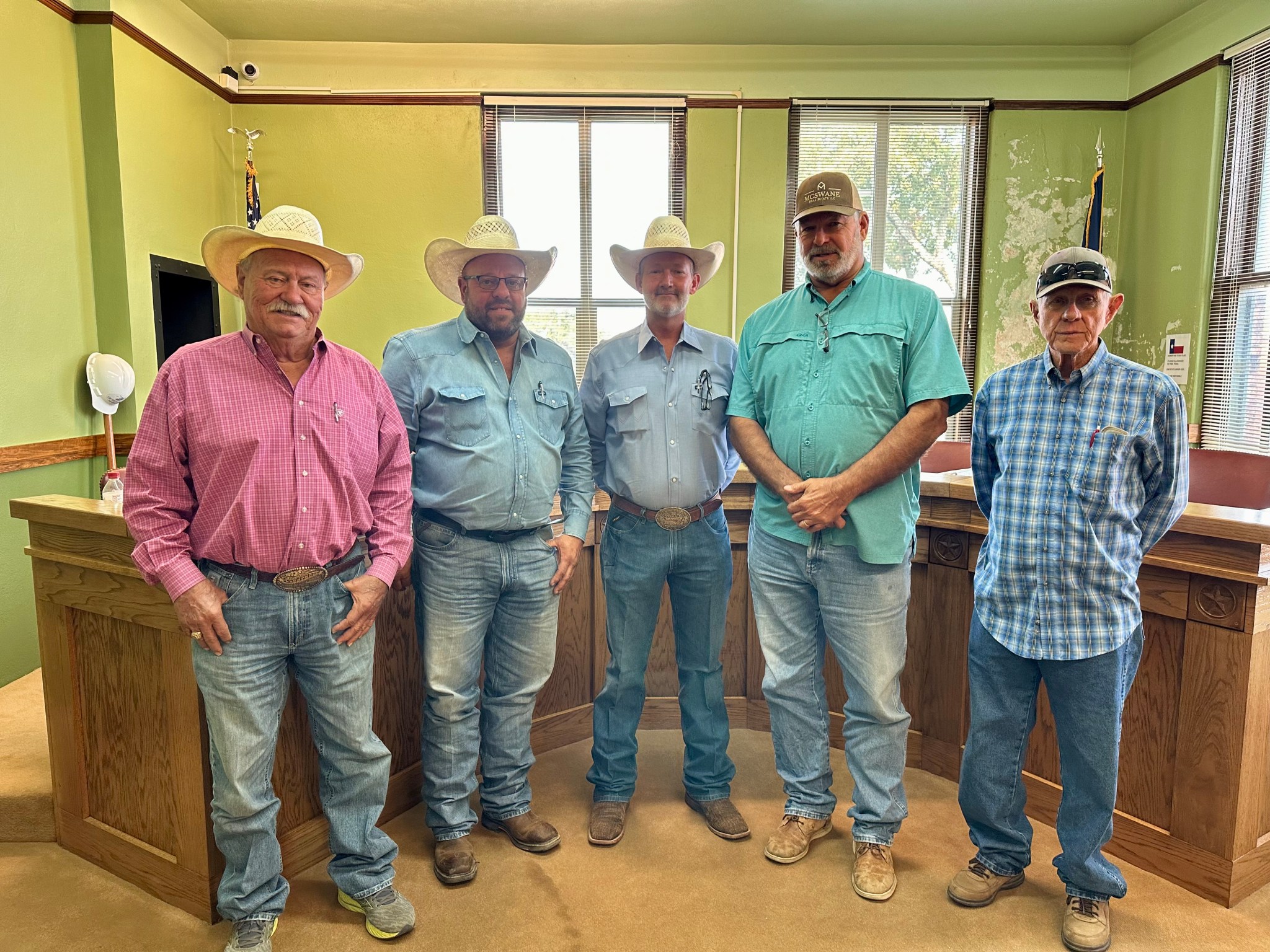 NEW FREESTONE COUNTY JUDGE AND COMMISSIONER NAMED - The NavCo Chronicle